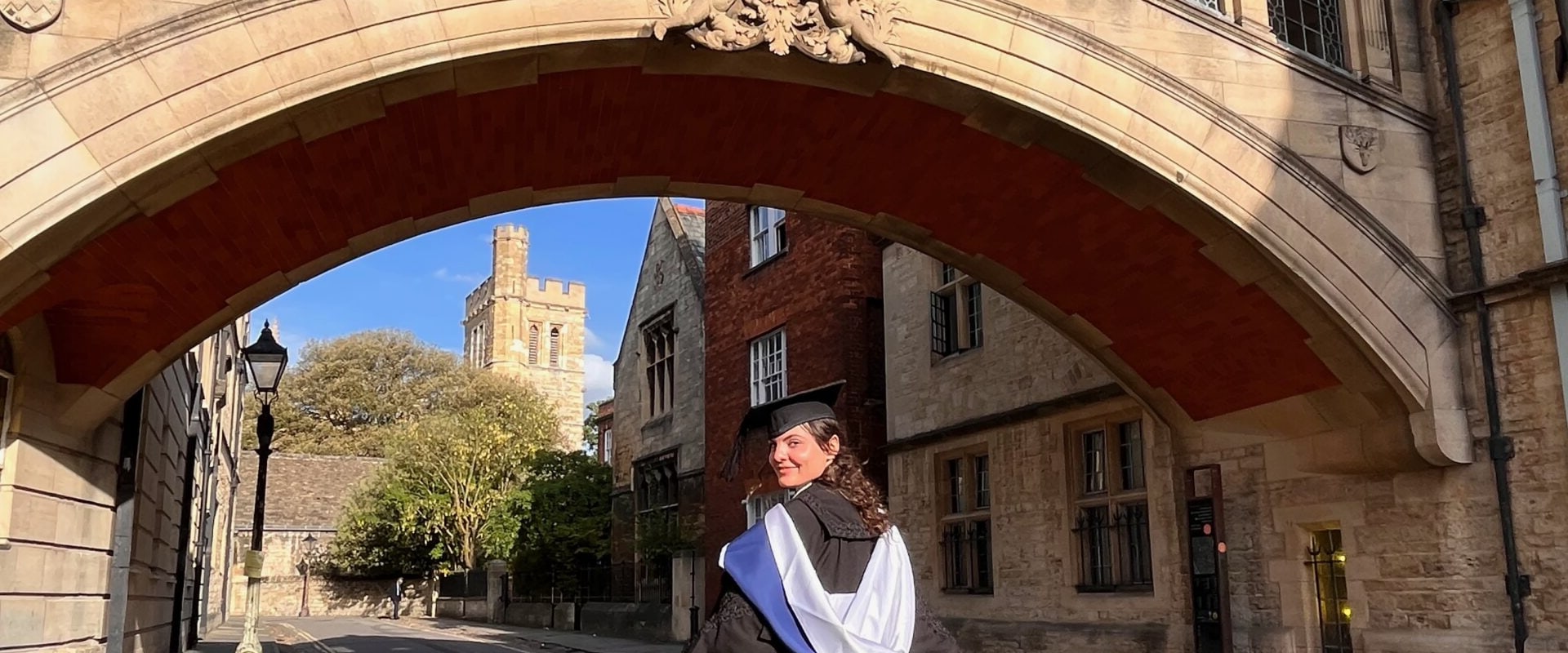 How to Successfully Navigate the UK University Admissions Process